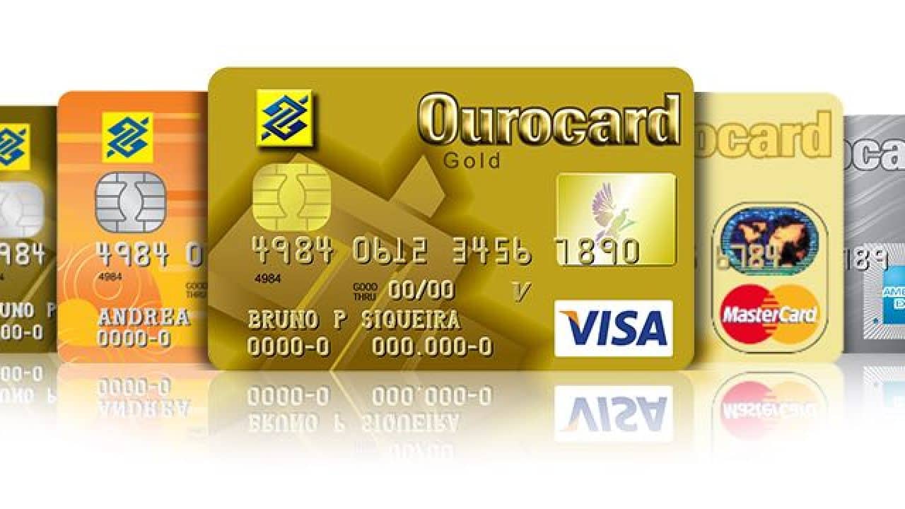 Visa ou Mastercard, qual é a melhor bandeira? Viva o Crédito
